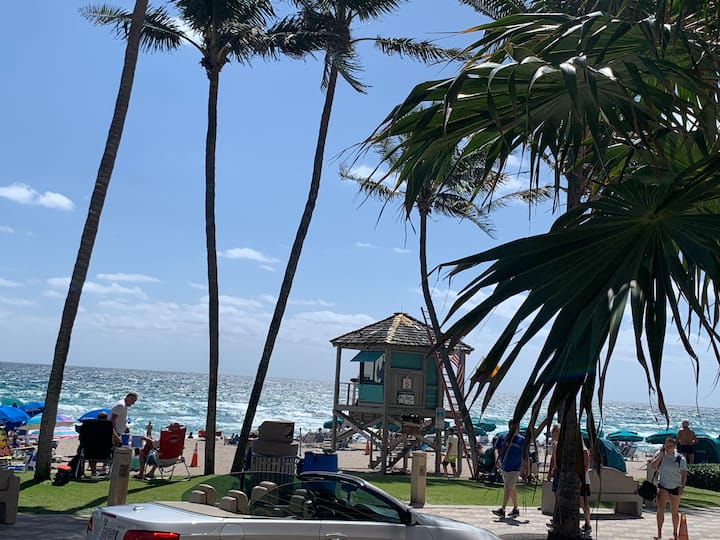 100 Steps To The Beach! - Deerfield Beach, FL