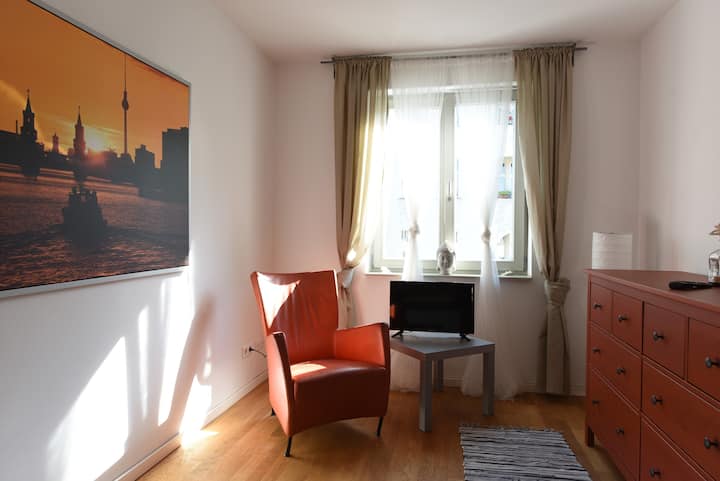 Komfortables Zimmer In Potsdam Babelsberg! - Potsdam