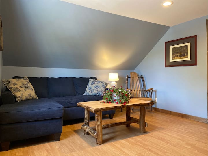 Lake George One Bedroom Suite - 6 Flags Queensbury Amusement Park