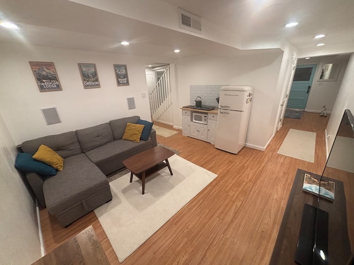 Fairmount Forested Lower Suite - Portland, OR