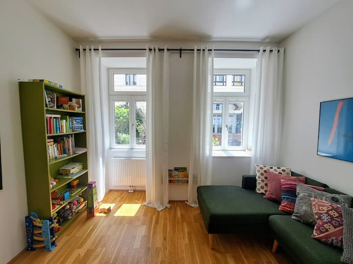 Pretty Spacious Flat For Young Families & Couples - Vienne