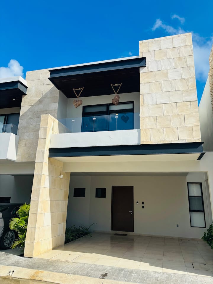 Hermosa Casa Entera Vacacional Serca De Todo - Playa del Carmen