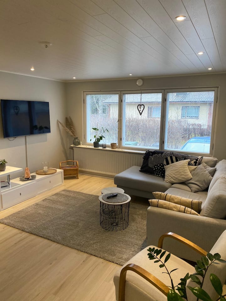 Omakotitalo 3 Mh,kajaanin Keskustan Läheisyydestä. - Kajaani