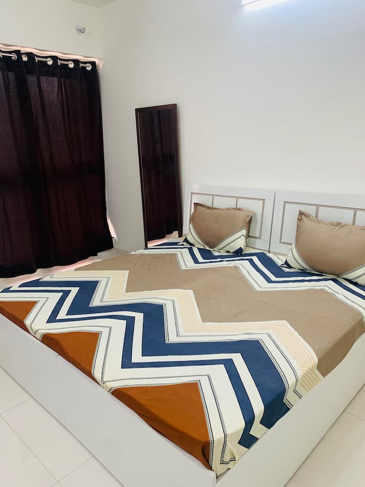 2 Bhk Guest House Thane Godrej Emerald - Thane