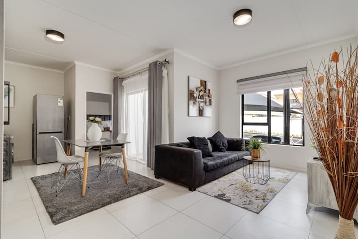 Smart Apartment - Midrand