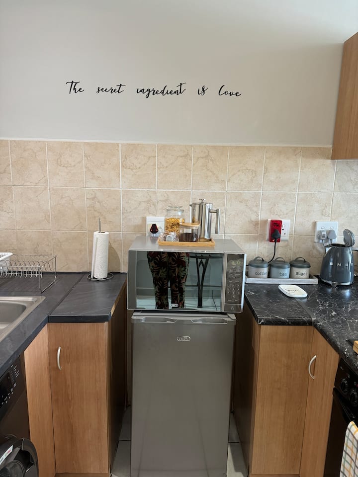 The Silhouette - Paarl