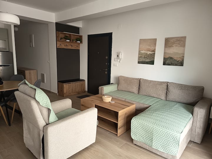 Lujza Cozy 2br Apt- Free Parking, Near The Lake - Lake Ohrid