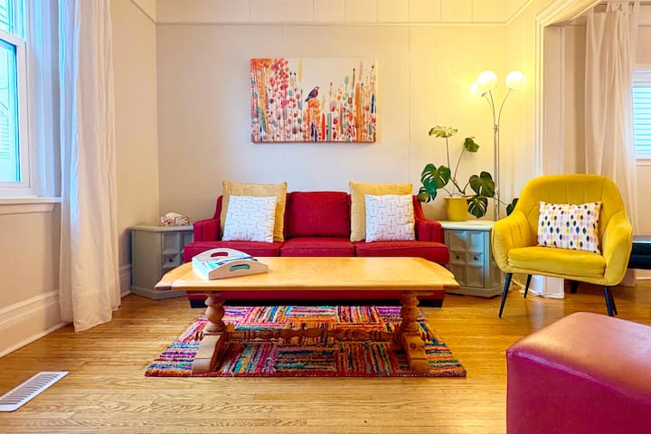 Kingstonstays | Happy House | Free Parking | Dntwn - Kingston