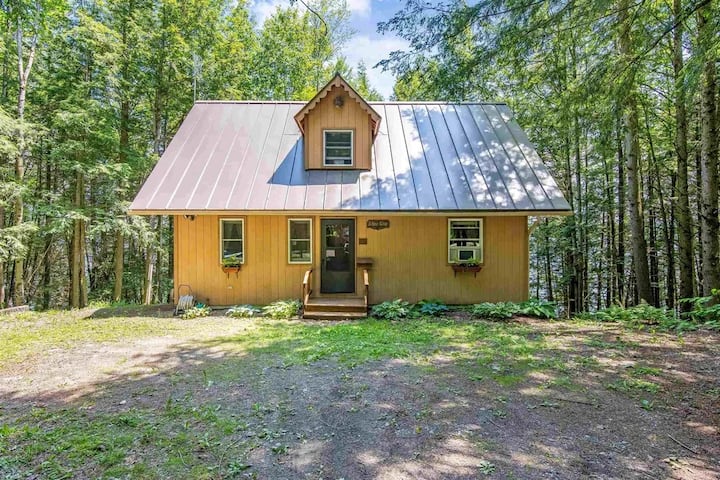 Charming & Private Lakefront Home On Lake Carmi - Lake Carmi State Park, Franklin