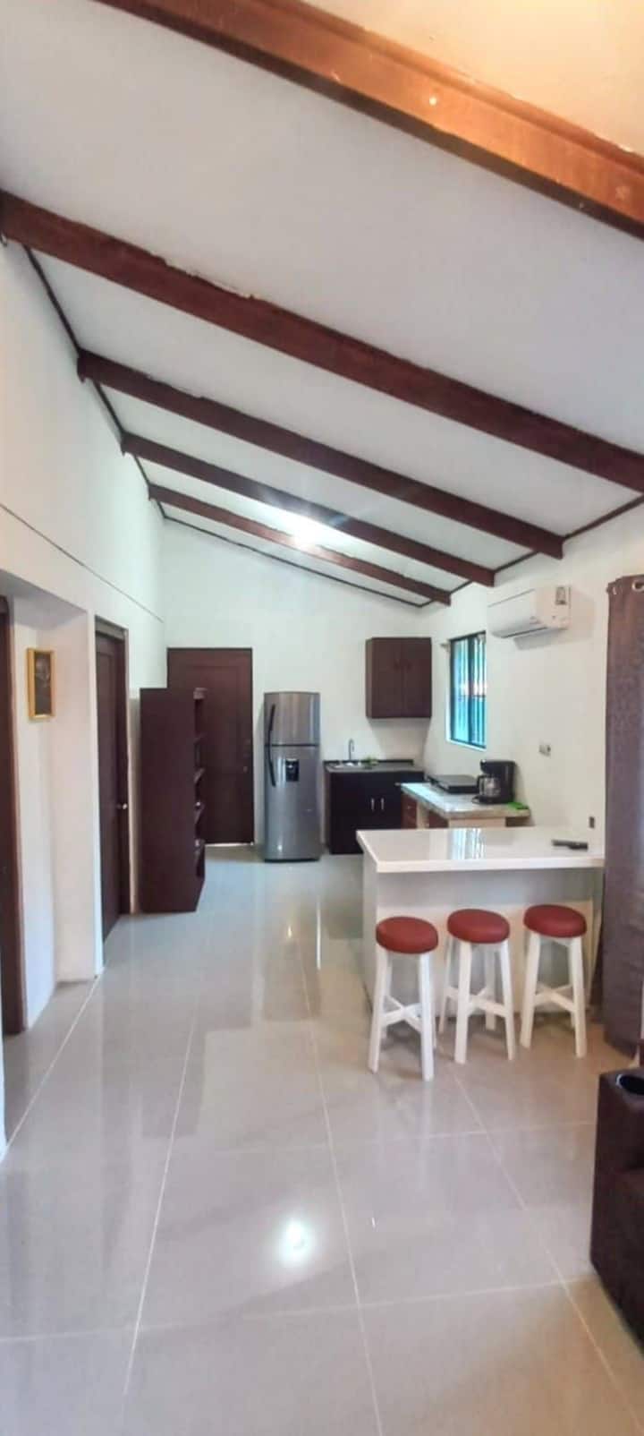 Alojamiento En Villarreal, Tamarindo - Costa Rica