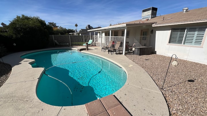 Nomad Mecca Big Pool&patio, Family&dog Friendly - Mesa, AZ