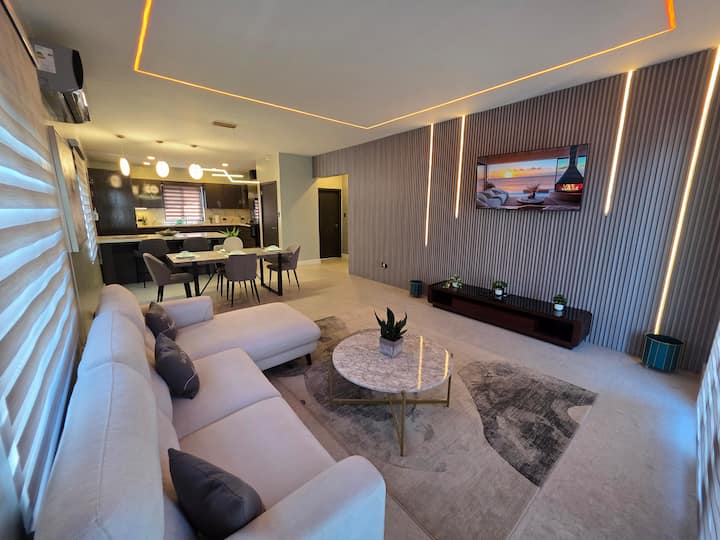 Luxurious 2 Bed 2 Bath With Pool - Apt 200 - Belize