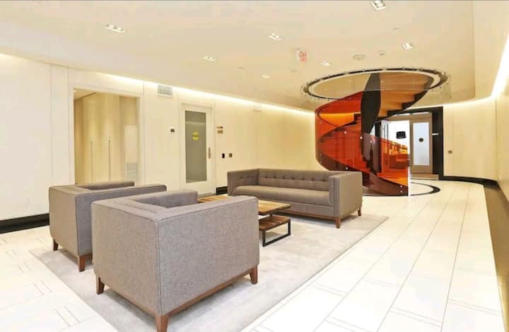 Modern Luxury Condo - Toronto