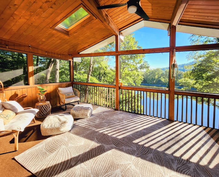 Oasis Lake Front, Hot Tub, Kayaks, Screened Porch - Emmitsburg, MD