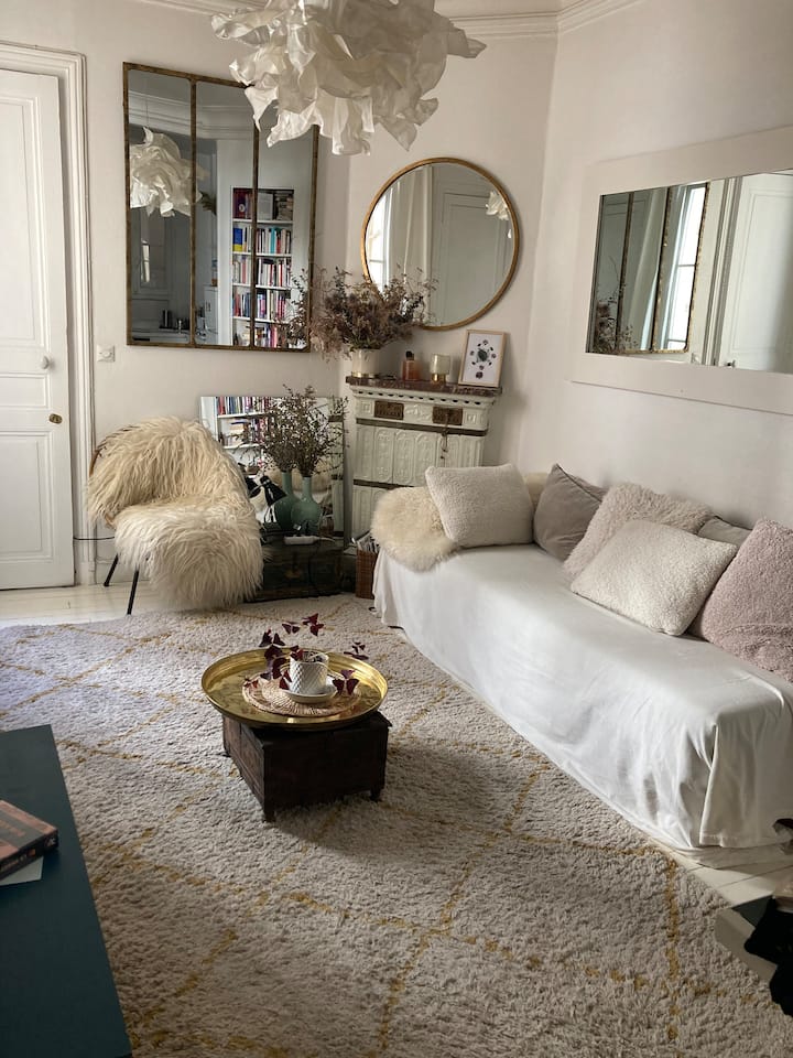 Chambre Privée Avenue Trudaine - Paris