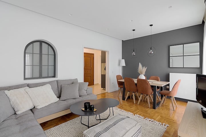 A Unique Apartment In The Historical Center-3bds - Athen