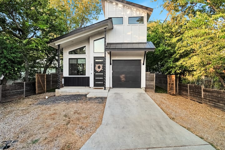 East Austin Pad - East 6th / Downtown Adjacent - Austin, TX