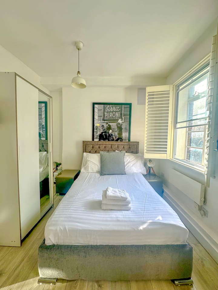 Goodge Street Studio - Central London
