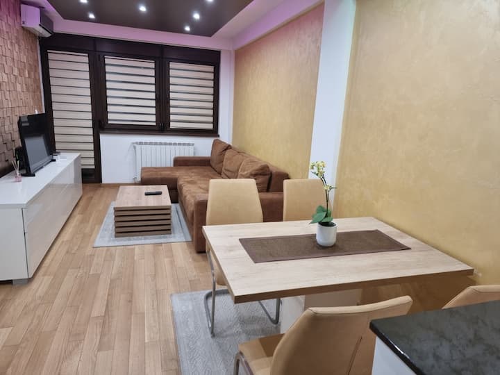 I&i Prestige Apartman - Kragujevac