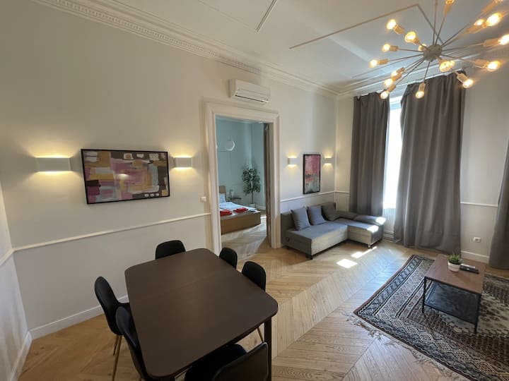 City Center 3, Elegant Cozy 2br - Budapest