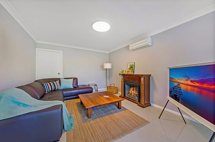 Cherrybrook 4-bedroom House - Cumberland