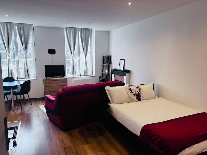 Studio Dans Parc Boisé Privé 1er éTage - Saint-Jean-de-Braye