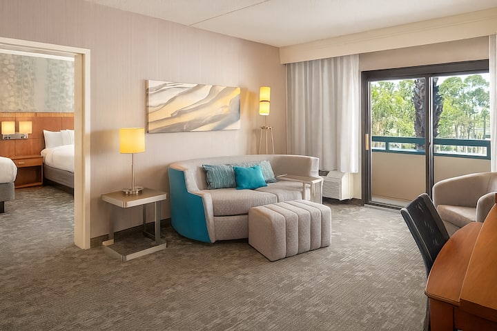 2 Comfortable Units! Seasonal Pool Onsite, Parking - Laguna Beach, CA