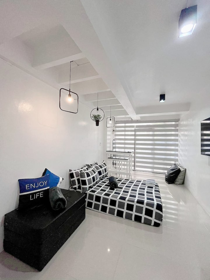 Ground Floor Unit 1b W/55inch Tv & Netflix - Cainta
