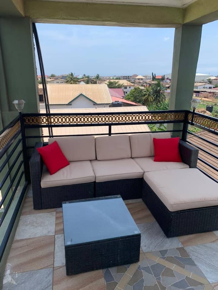 The Cozy Haven- 2 Bedroom Apartment Near Spintex - Accra