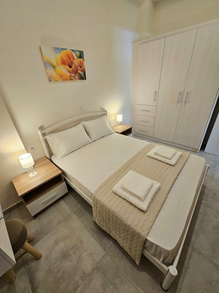 Nikolas Home_i - Lefkada