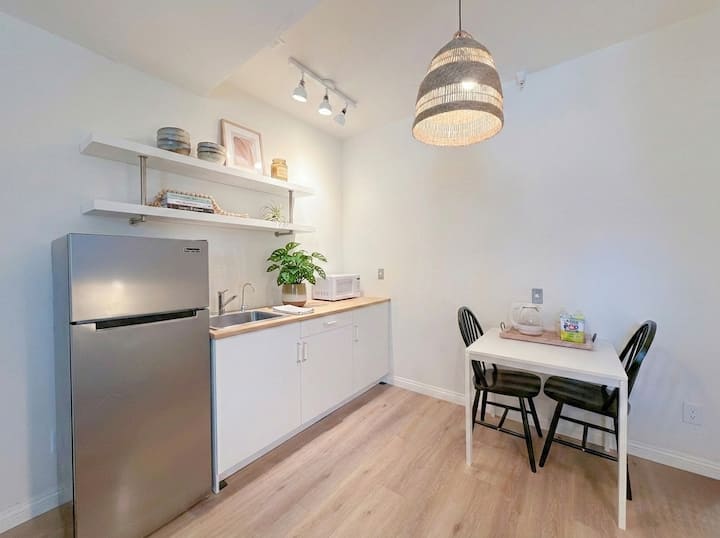 Mini Studio Q/private Bath/private Ac/laundry/wifi - Hacienda Heights, CA