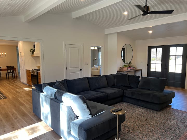 The Modern Ranch On Quincy *1 Mile From Psu* - Pittsburg, KS