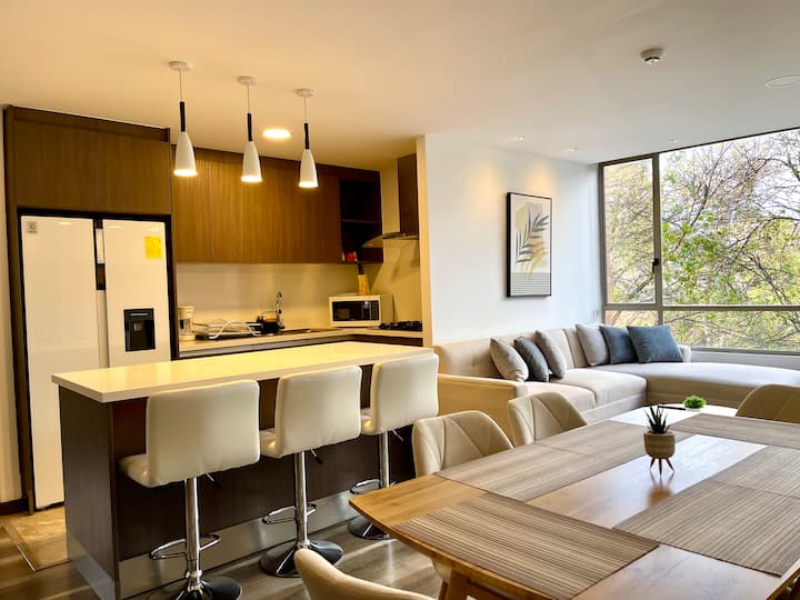 Beautiful & Elegant Apartment. Privileged Location - Cuenca