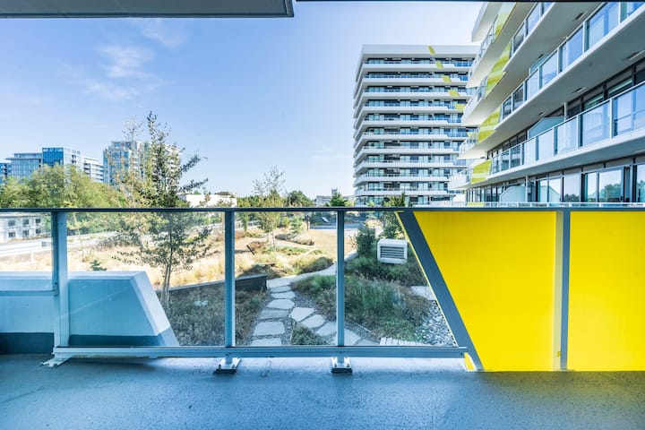 Richmond One Bedroom Apartment - Richmond