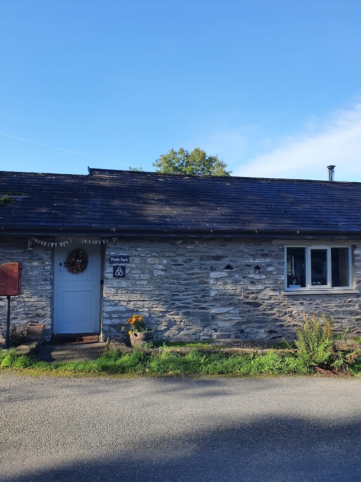 Cottage, Wood Burner, Outdoor Bath, Near To Coast. - Llangrannog