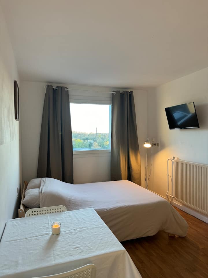 Studio Proche De Paris Et De Disneyland - Noisy-le-Grand