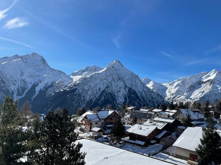 Pied Des Pistes Superbe Vue - Le Bourg-d'Oisans