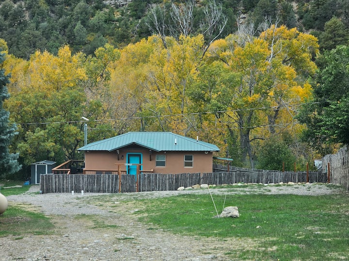 Pecos River Cabin - New Mexico