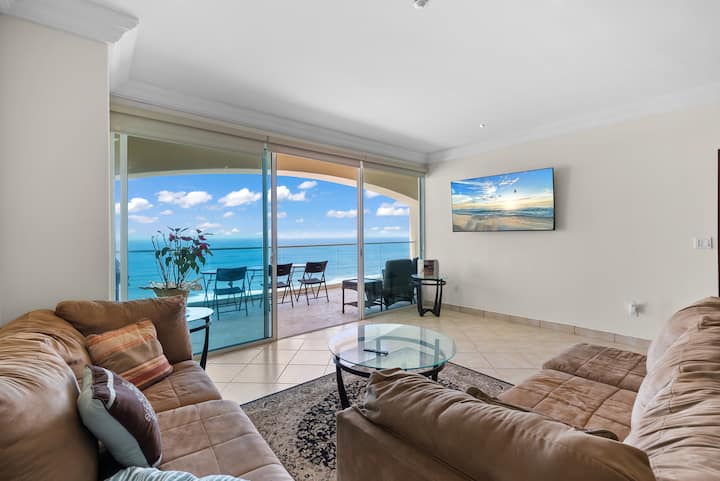 Mar Y Sol Beachfront Condo - Rosarito