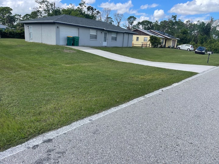 Newly Renovated 2/2. - リトル・ガスパリーラ島, FL