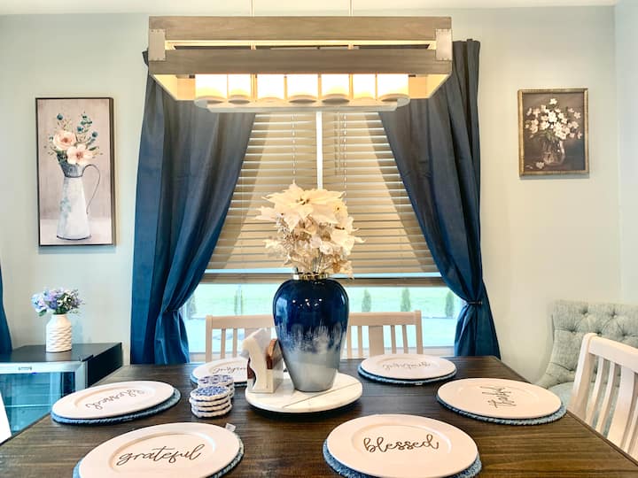 Neat Retreat Iii - Chic Comfort - Noblesville, IN