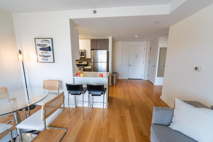 4 Beds Lic Queens Condo 5 Minutes To Manhattan - New York City