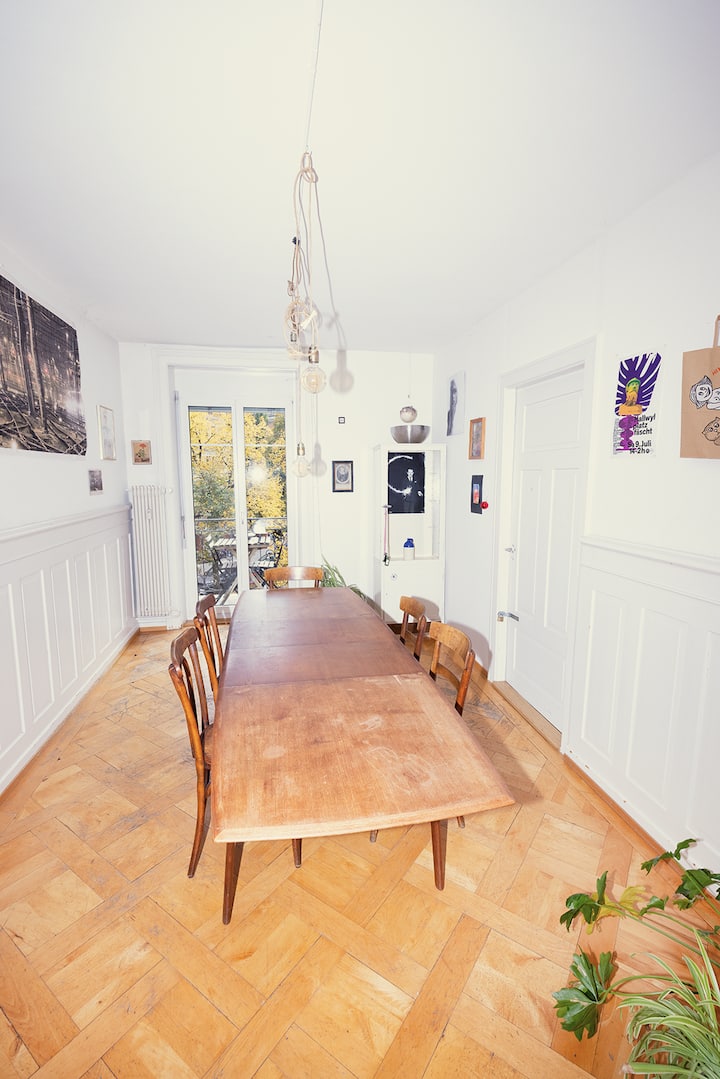 Very Central 3 Room Appartement - Zurich