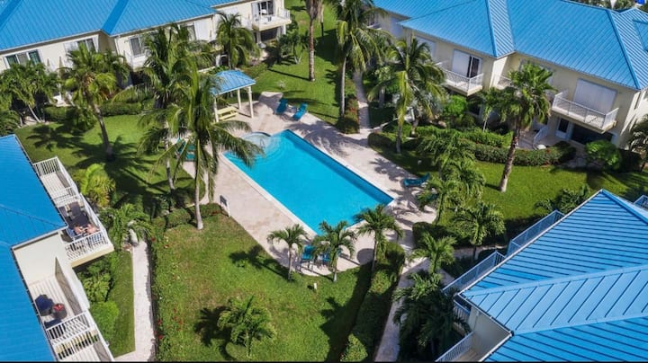 Chez Moi Villa, Beach & Pool - Turks and Caicos Islands