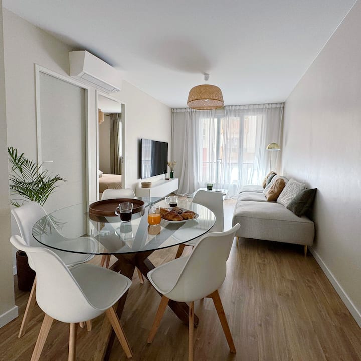 Heart Of Antibes 3 Bedroom With A/c + New Parking - Biot