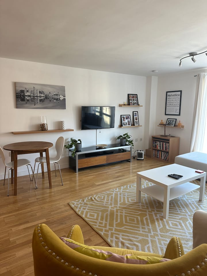 Stylish And Spacious 2 Br City Centre Apartment - Liverpool