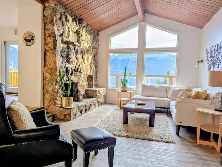 Stunning View L Swimming Pool L Hot Tub L 16 Acres - Chilliwack