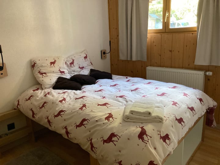 Chambre Avec Sdb Dans Un Chalet - Les Gets