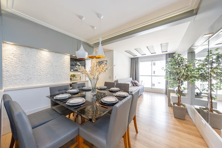 2 Quartos, 2 Vagas Garagem, Churrasqueira - Curitiba