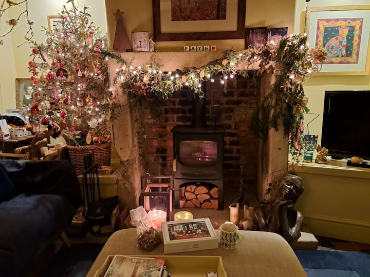 Charming Cosy Quarryman's Cottage In Bakewell - ベイクウェル